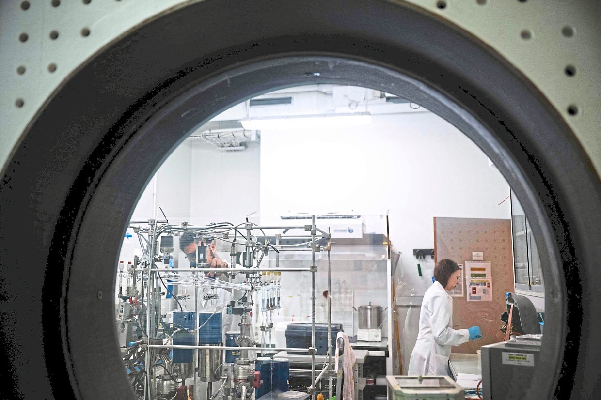 The secret high-tech art lab beneath Paris' streets | The Star