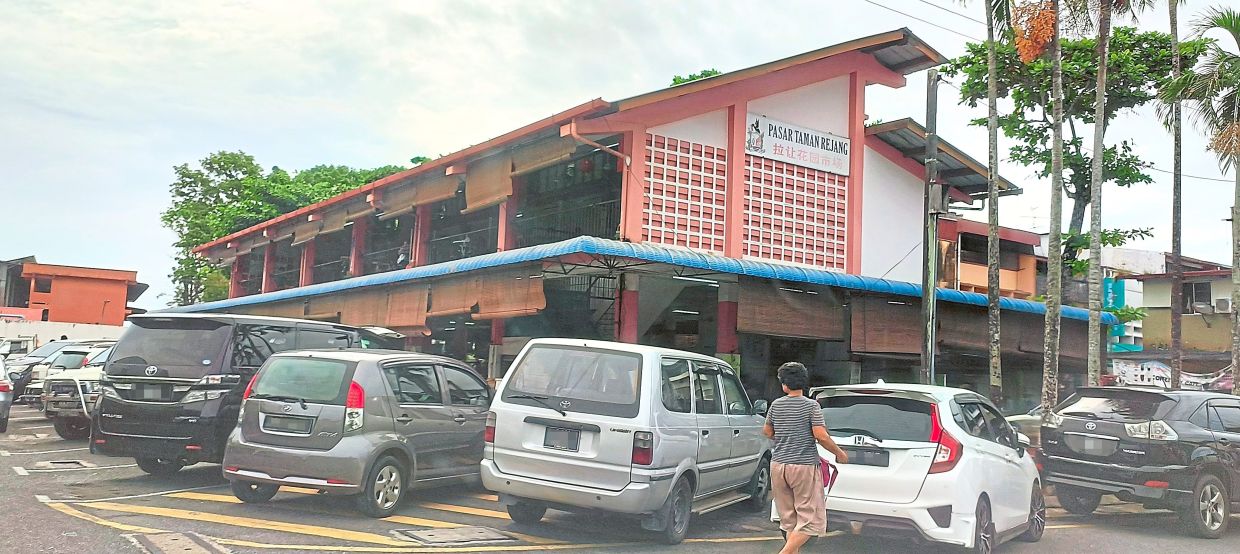 Building safety key to fate of 40-year-old Rejang Park market | The Star