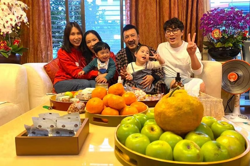 Taiwanese singers Yu Tian and Li Ya-ping seek guardianship of grandkids ...
