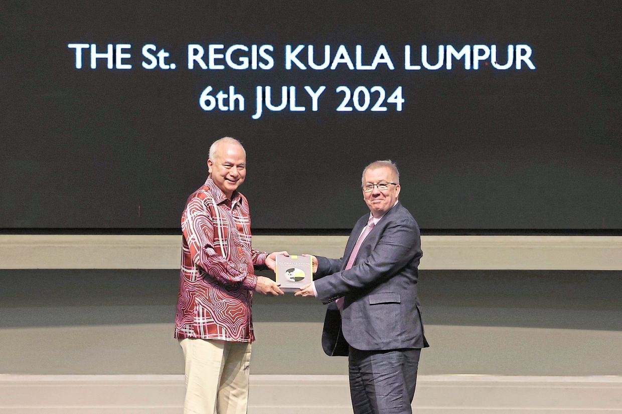 Ruler’s new book looks at globalisation’s impact on Perak | The Star