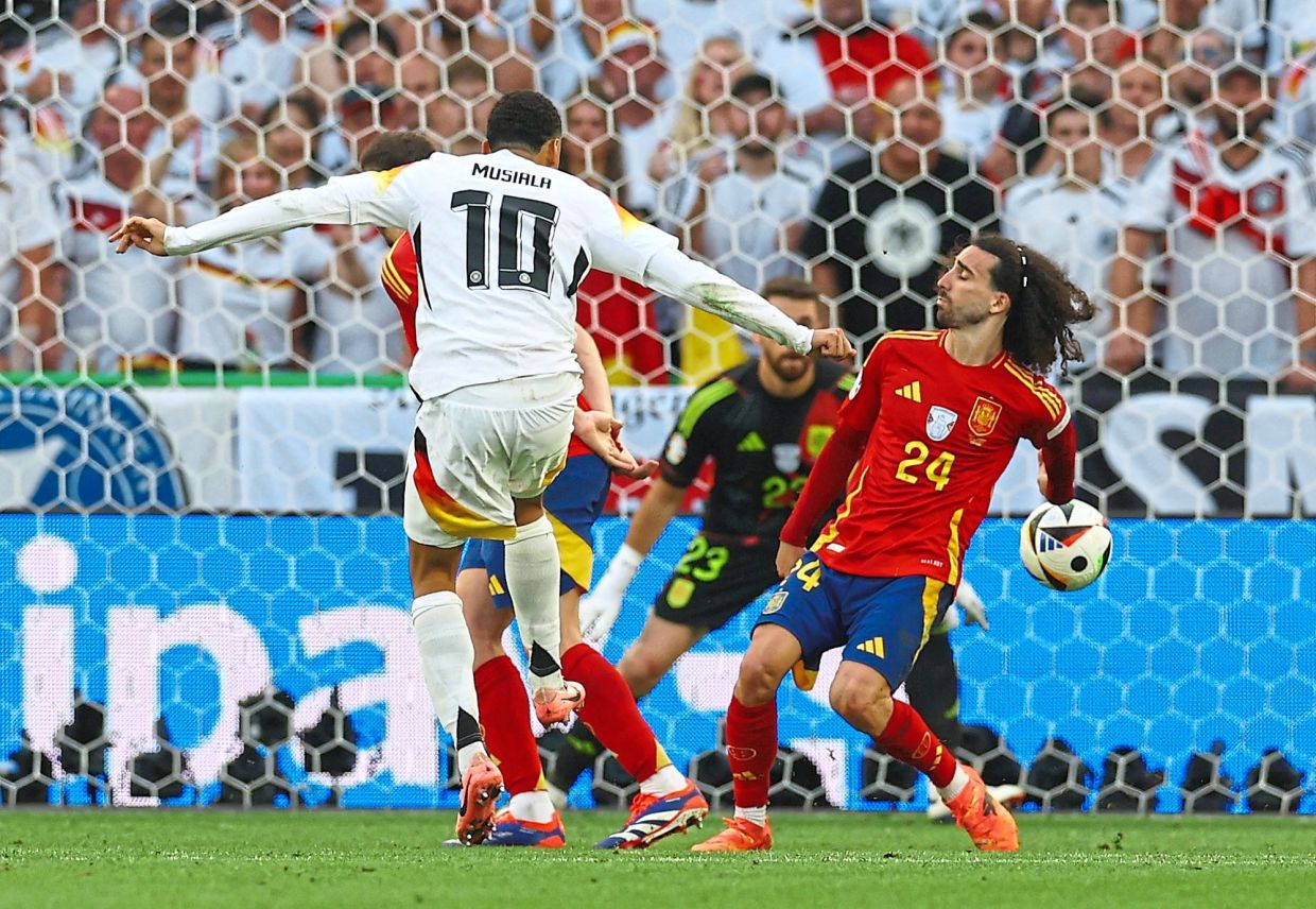 Football: We were robbed! | The Star