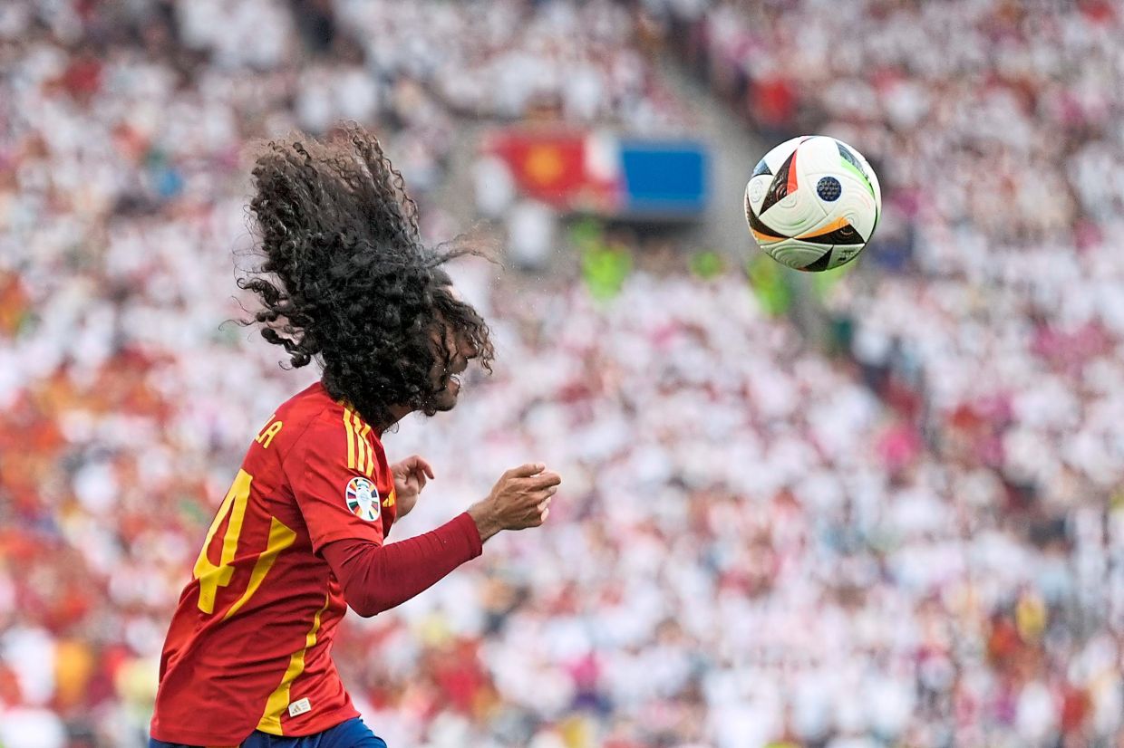 Football: Cucurella makes his Marc | The Star