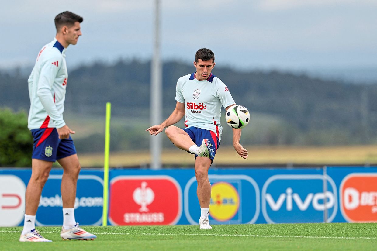 Football: ‘One step away’ – united La Roja sniff success | The Star