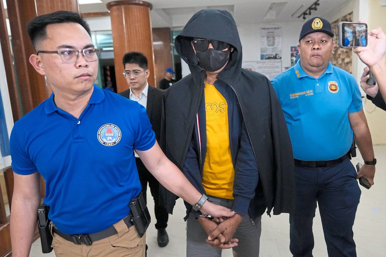 Hotel killer suspect surrenders | The Star