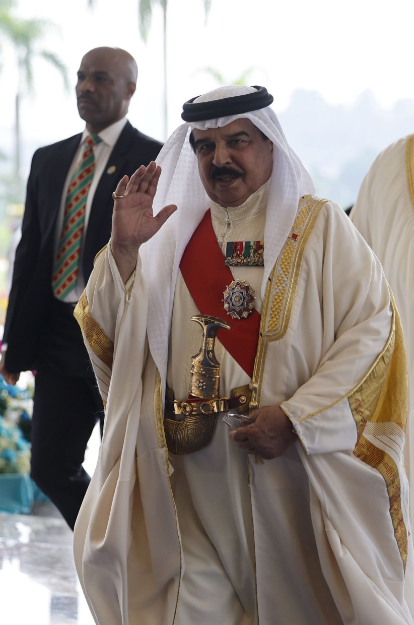 Malaysia celebrates installation of Sultan Ibrahim as King (Gallery ...