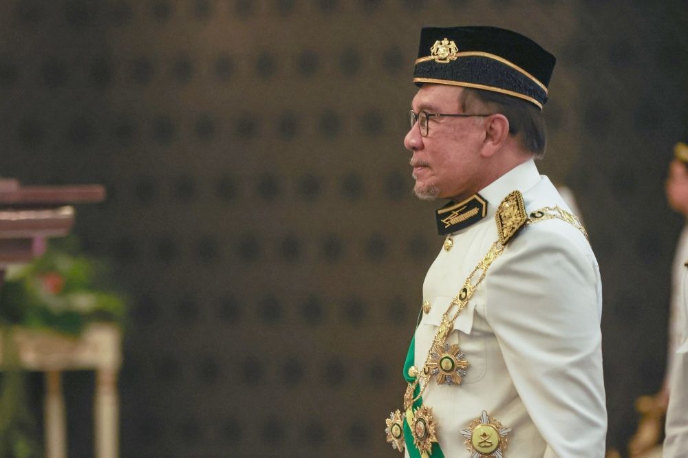 Prime Minister congratulates Sultan Ibrahim on installation as King ...