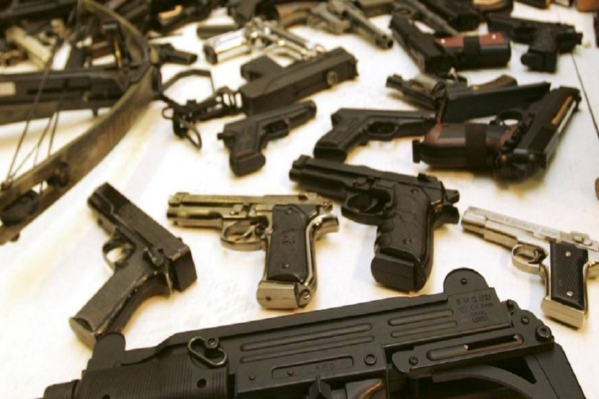 435 fake gun licences seized in Jammu | The Star