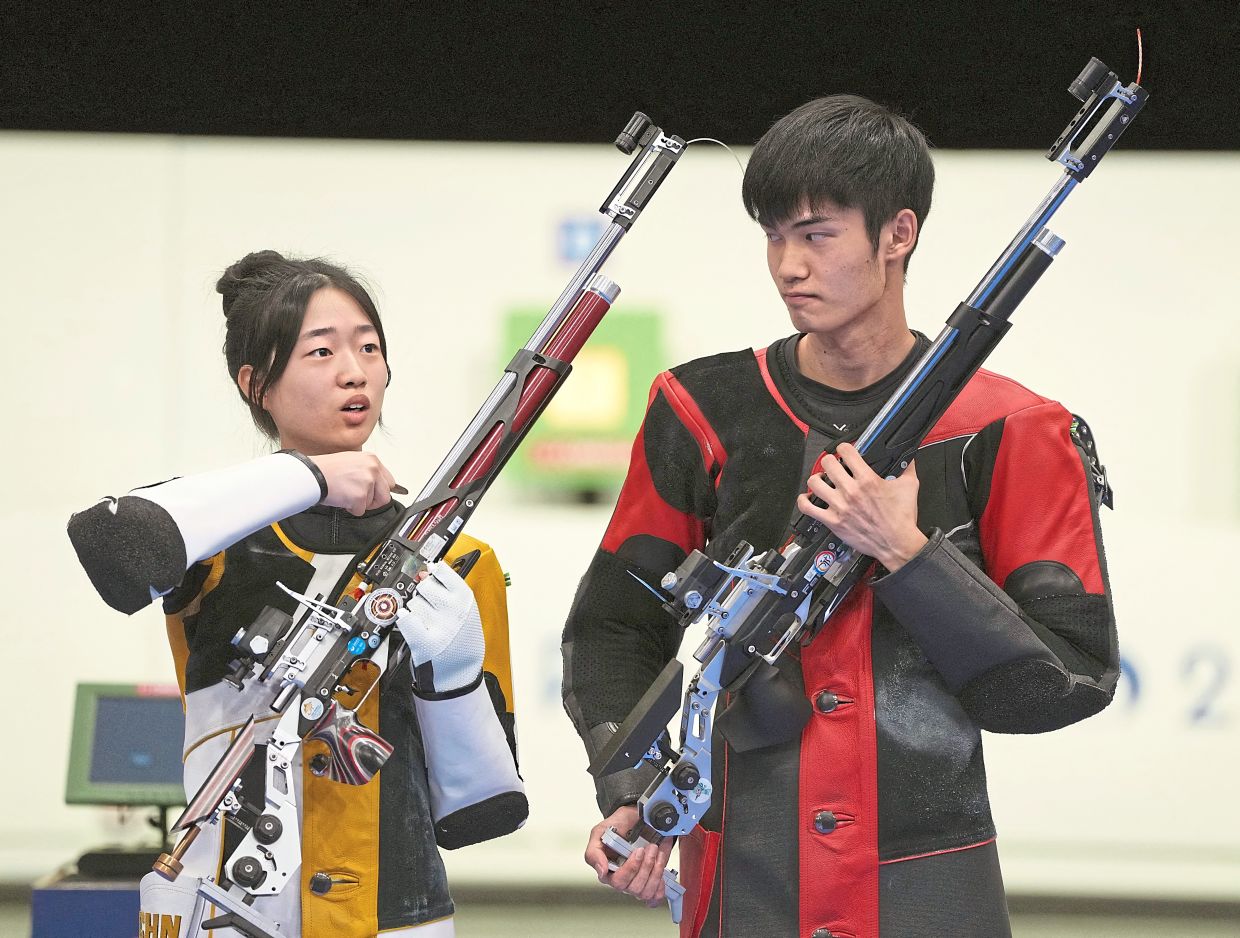 Shooting: China draw first blood | The Star