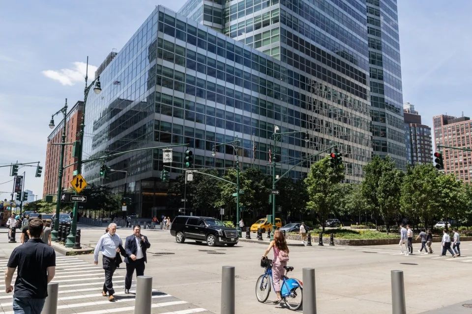 Goldman sells significant risk transfer bond | The Star