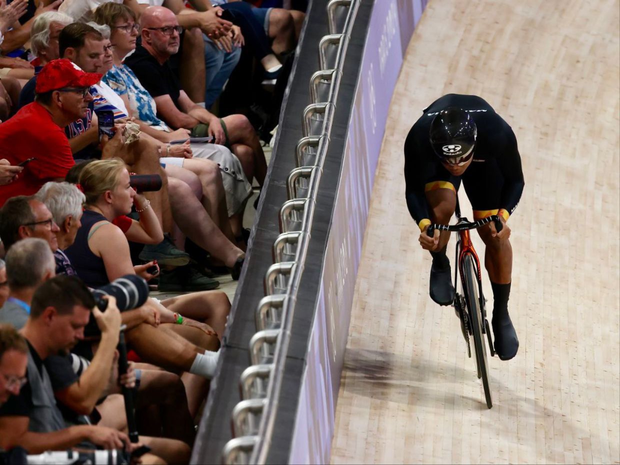 Cycling: Azizul shatters national record en route to last 16 | The Star