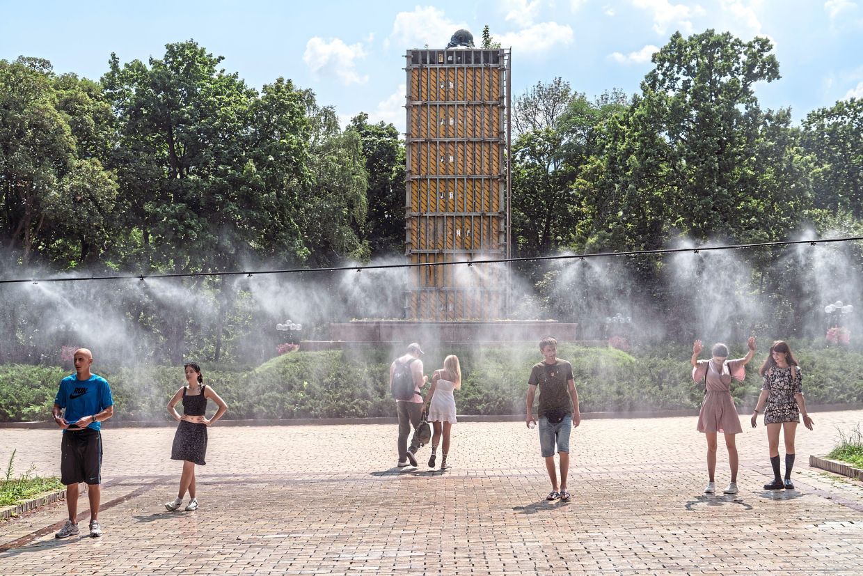 Ukraine’s new foe – a sizzling heat wave | The Star