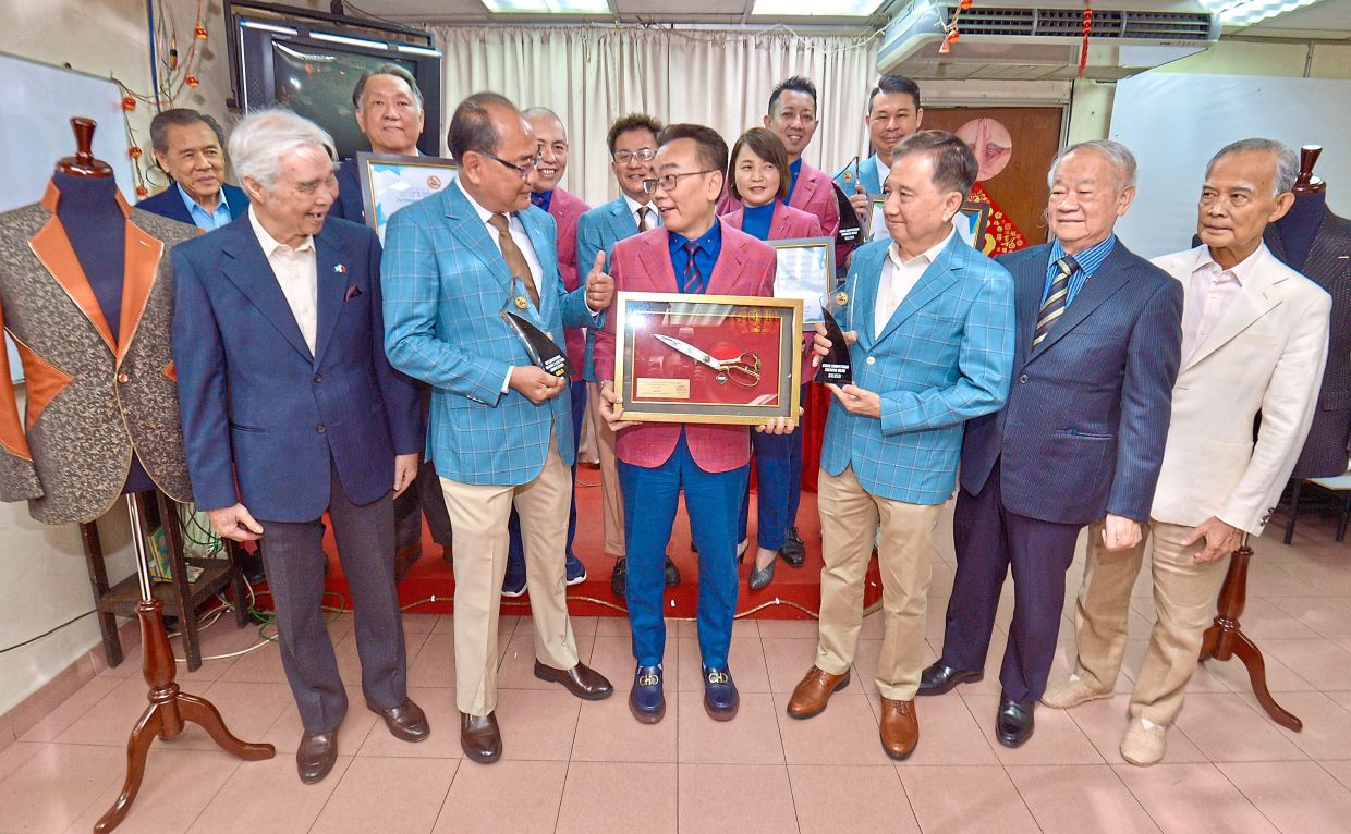 Tailor clinches award with suit-sewing skills | The Star