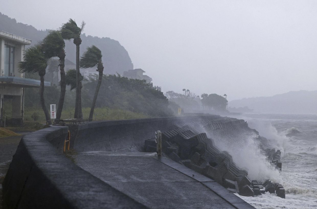 Thousands told to evacuate as 'extremely strong' typhoon nears Japan ...