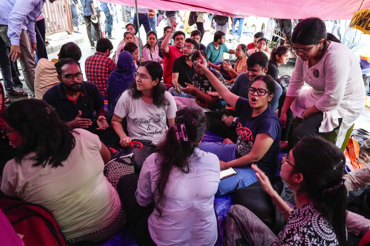 Indian police chief in Kolkata sacked after protests over doctor's ...