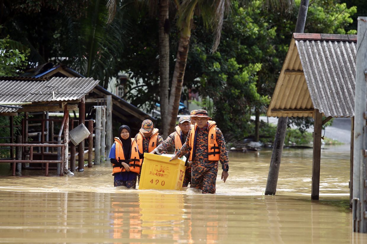 Scenes of the storm up north: Photo gallery | The Star
