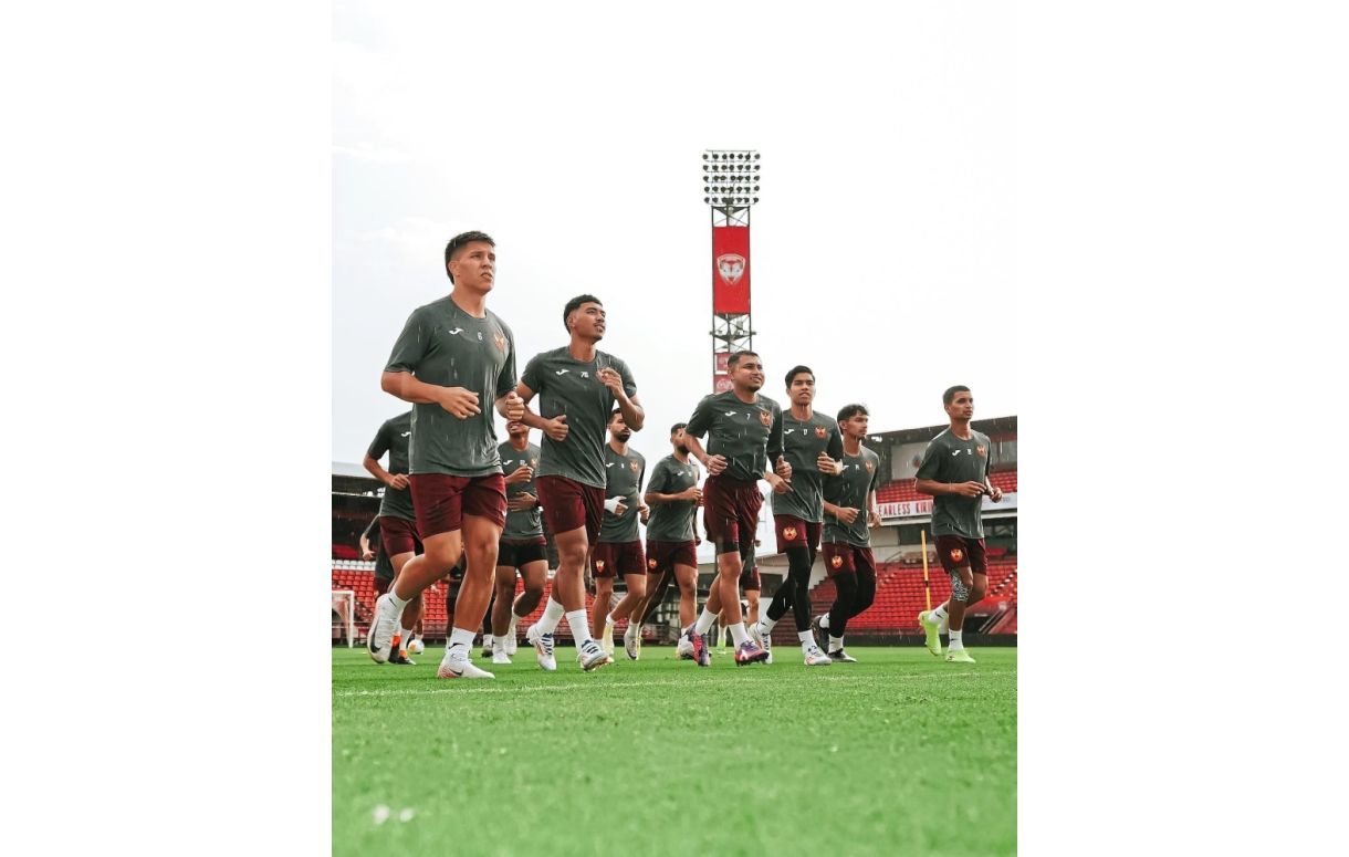 Football: Red Giants hope to steal thunder from Muangthong in their ...