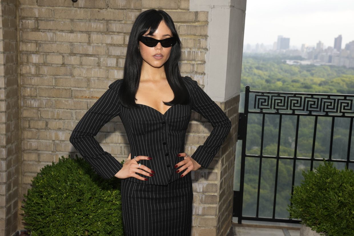 Glamour of goth: All-black everything is the fashion trend of the ...