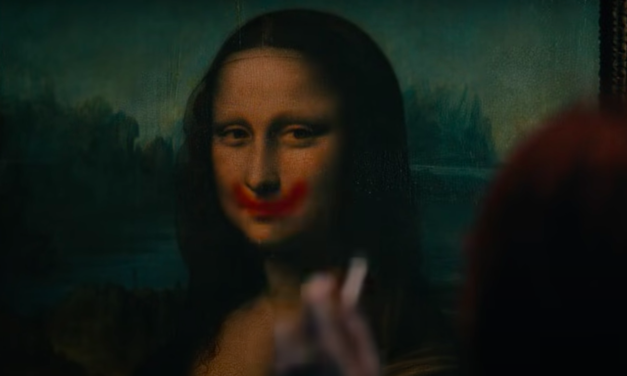 Lady Gaga plants lipstick smile on 'Mona Lisa' in Louvre clip | The Star