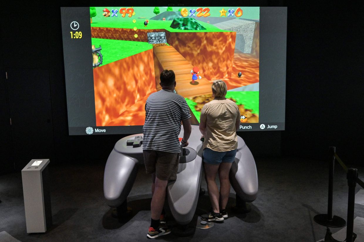 Nintendo showcases 'Super Mario', Game Boy history in new museum in ...