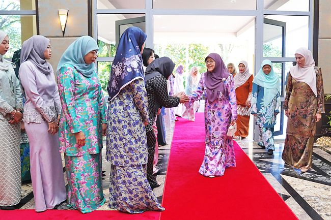 Brunei's Princess Masna graces women's police get-together | The Star
