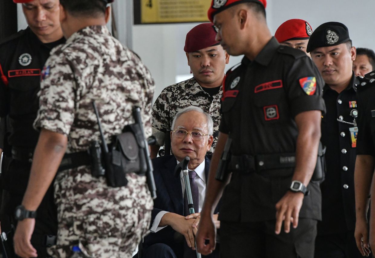 Najib to know whether to enter defence in 1MDB case on Oct 30 | The Star
