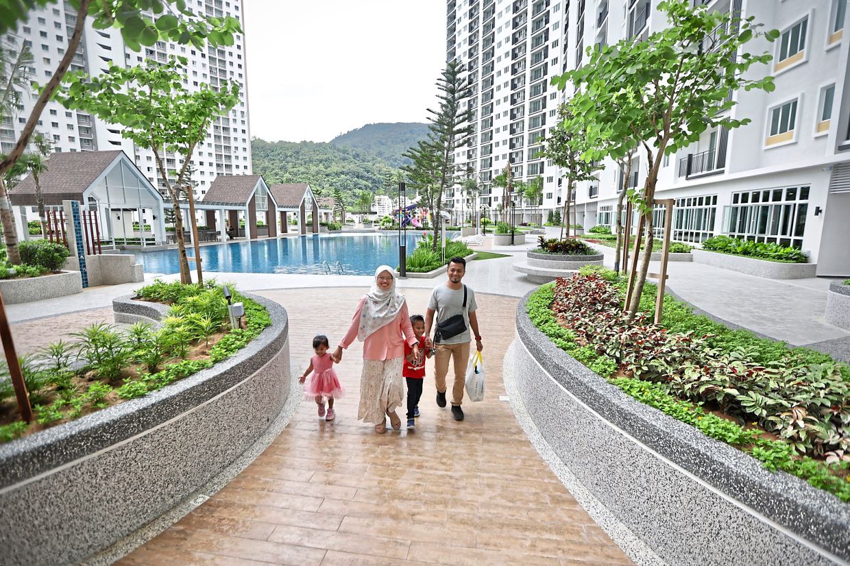 Homeowners get keys to modern units in Penang | The Star