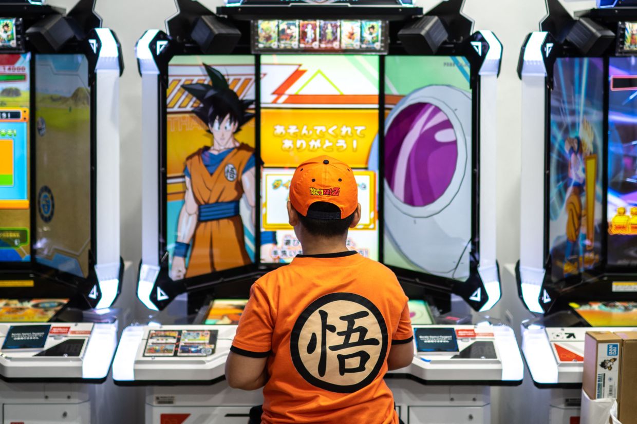 Despite creator's death, new 'Dragon Ball' products just keep coming ...