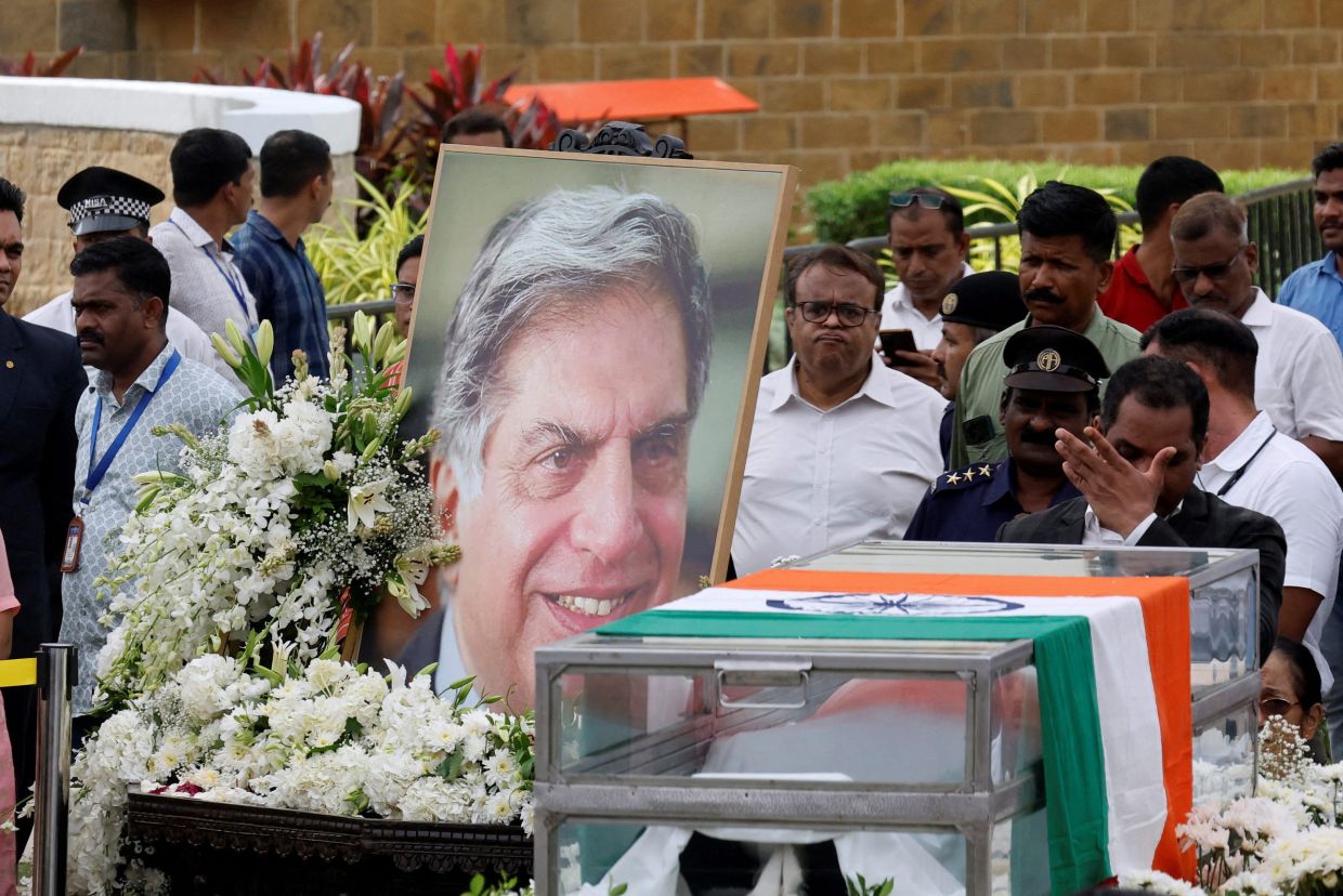 Mumbai mourns Indian icon Ratan Tata | The Star