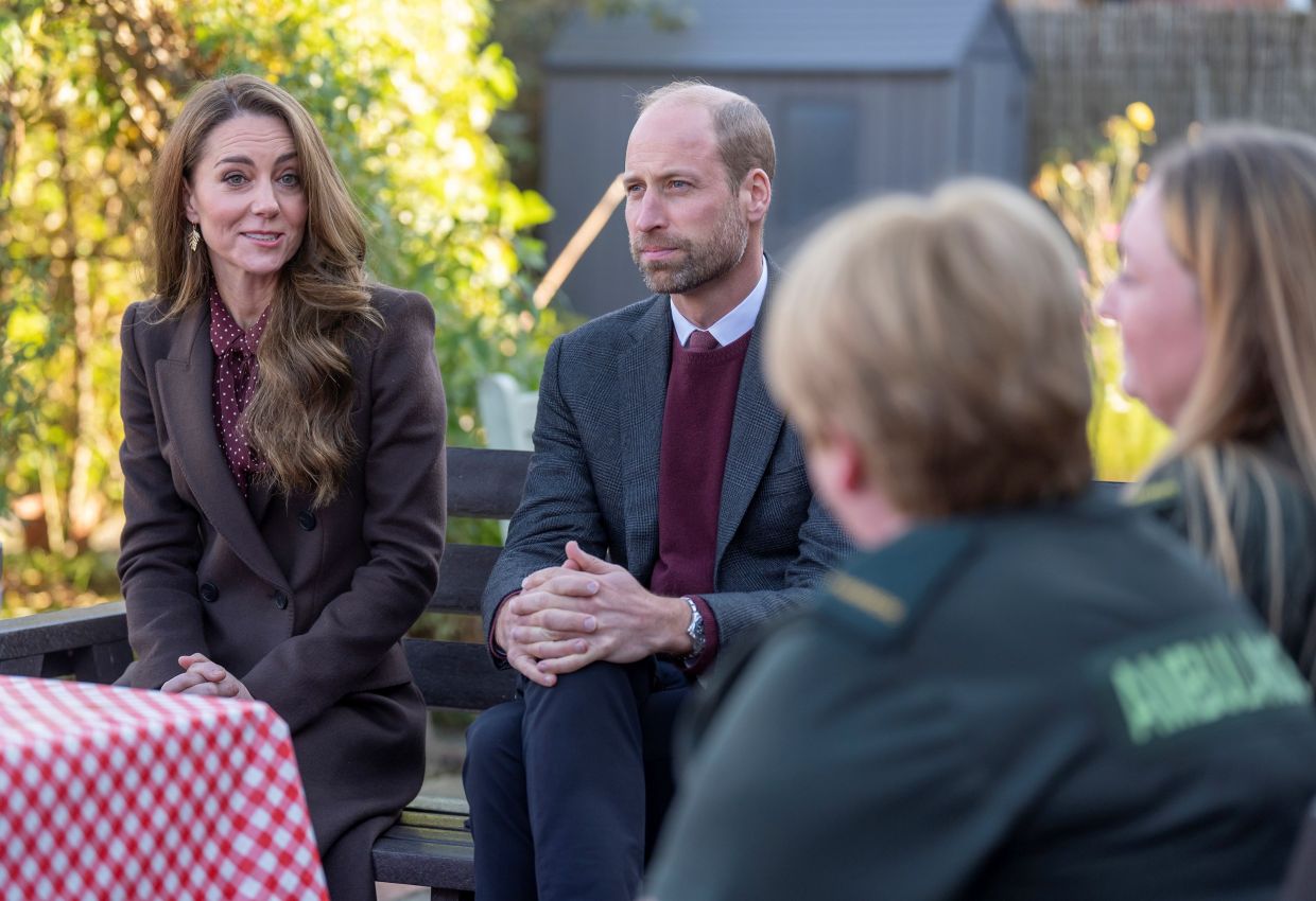 Kate Middleton makes surprise first public appearance since completing ...