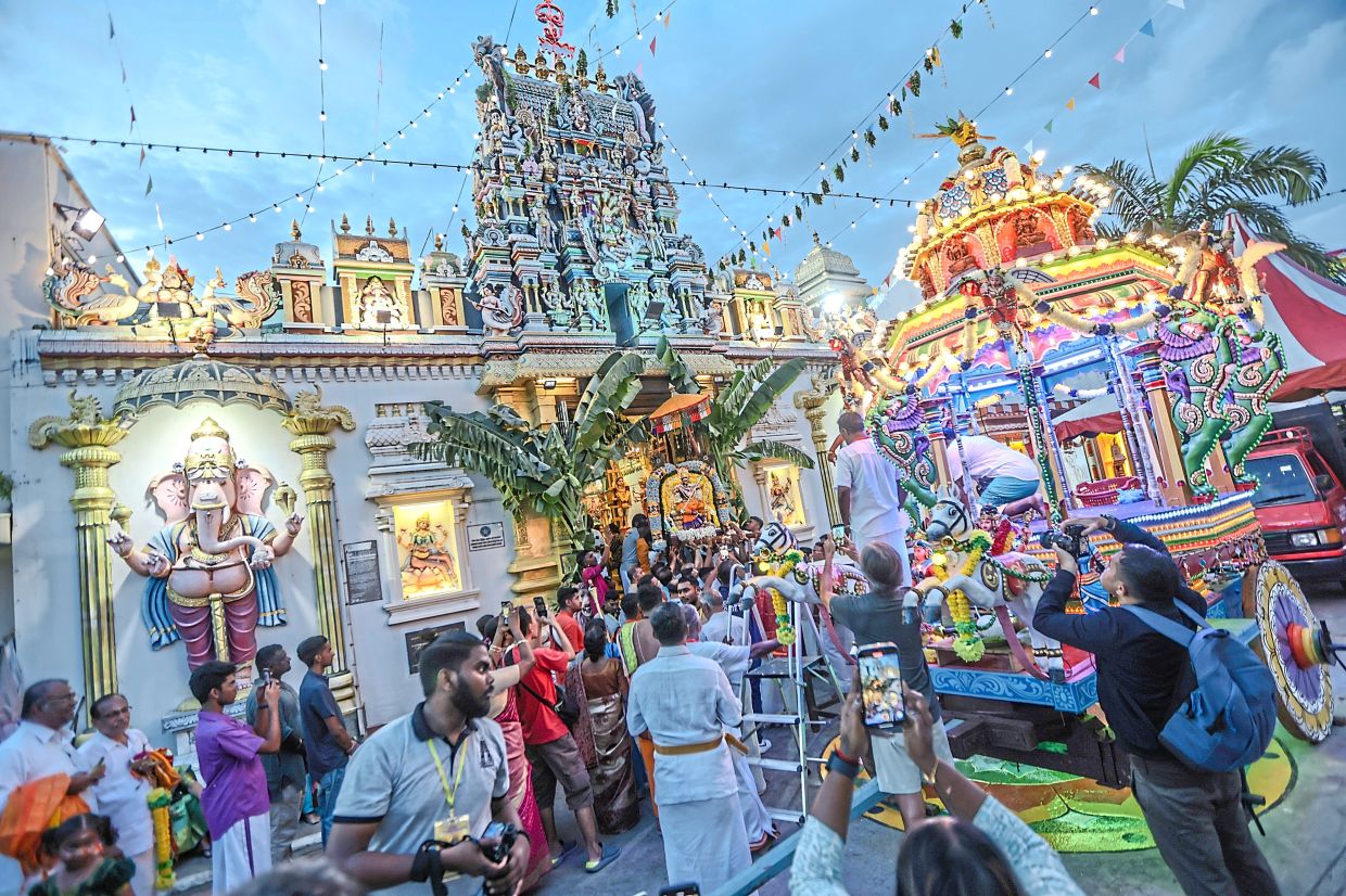 Navarathiri procession hits the mark at lively finale | The Star