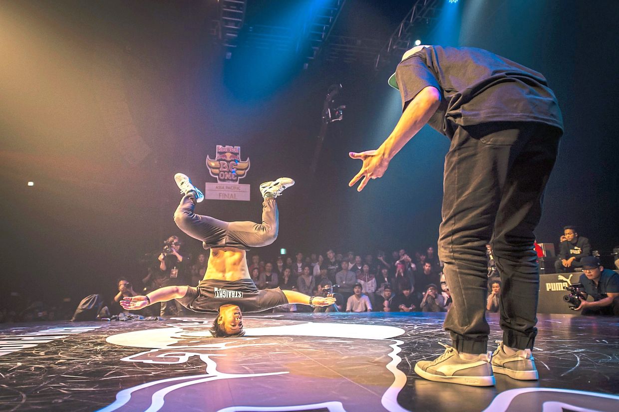 When breakdancing causes a lump on the head | The Star