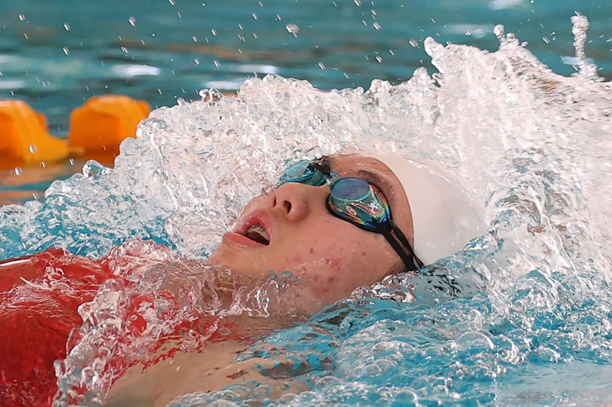 Swimming: Rouxin is first Malaysian World Cup medal winner in 35 years ...