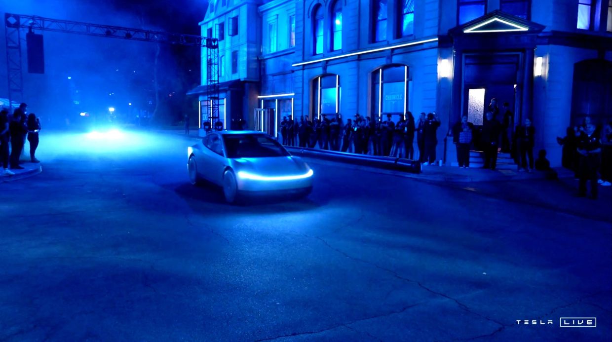 Elon Musk sued over ‘Blade Runner’ imagery during robotaxi unveiling ...