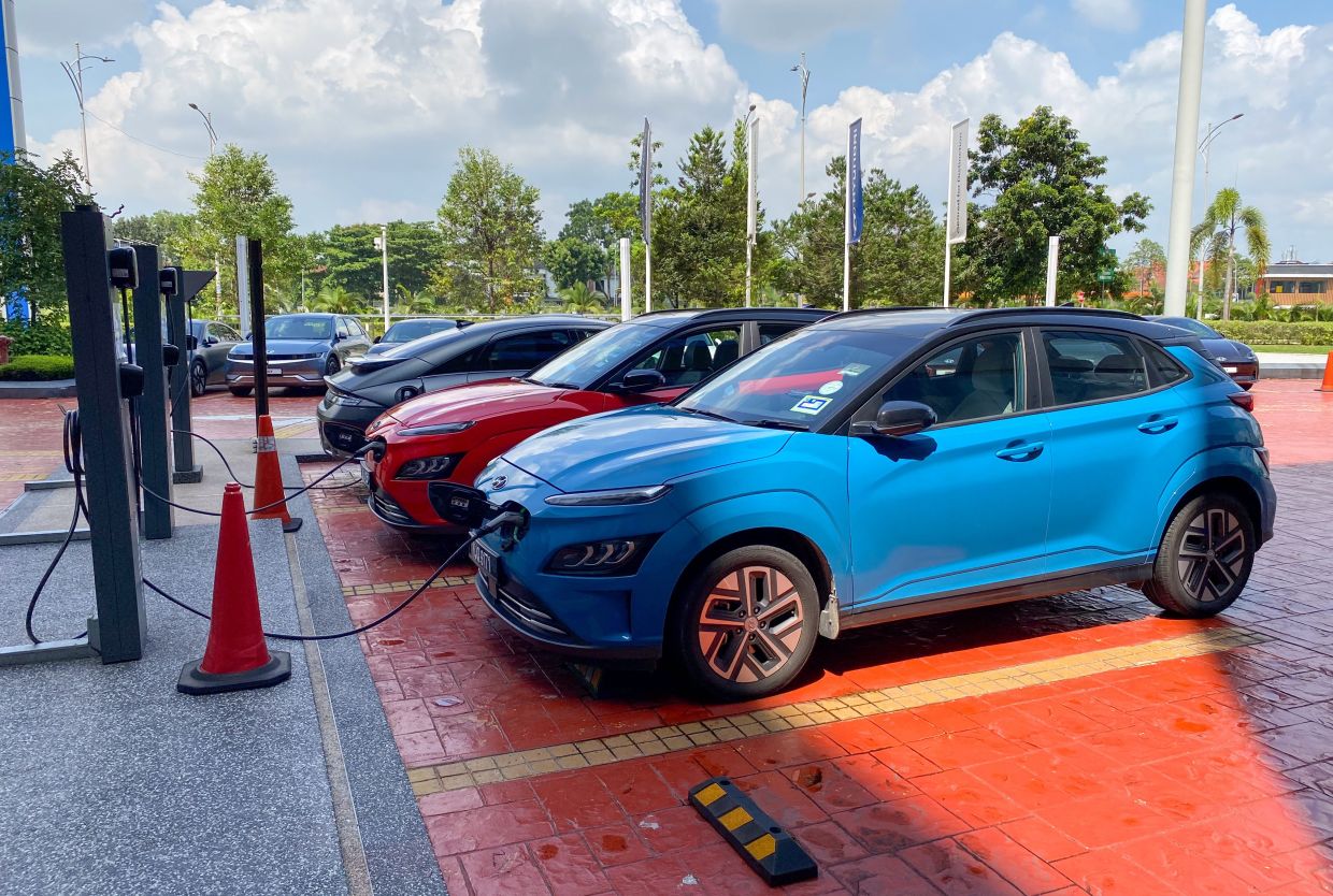Setting up EV chargers in rural areas a challenge, says Tengku Zafrul ...