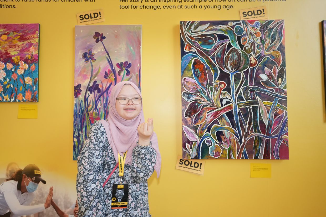 Say hello to Maryam - A gifted young artist who at the age of 12 wants ...