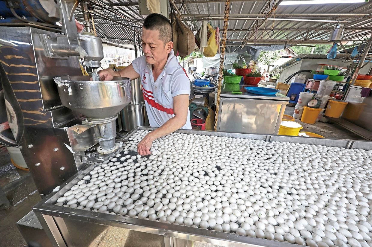 90-year-old fish ball recipe rolls on | The Star