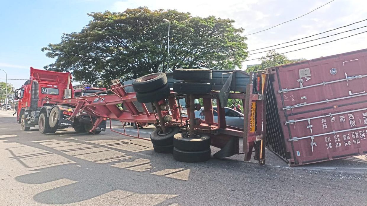 Reckless to twist road safety rules | The Star