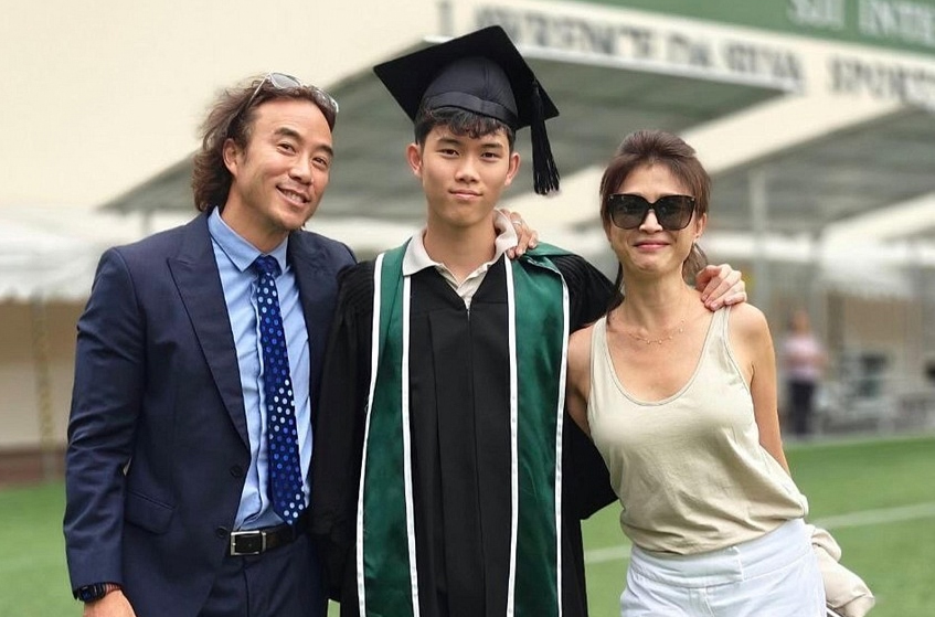 'Amazing Race Asia' host Allan Wu and ex-wife make rare appearance together at son’s graduation ...