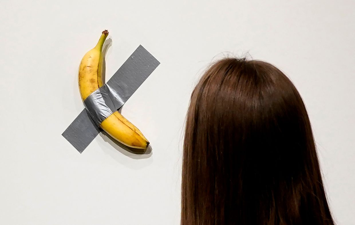 Banana taped to a wall sells for US$6.2mil in New York | The Star