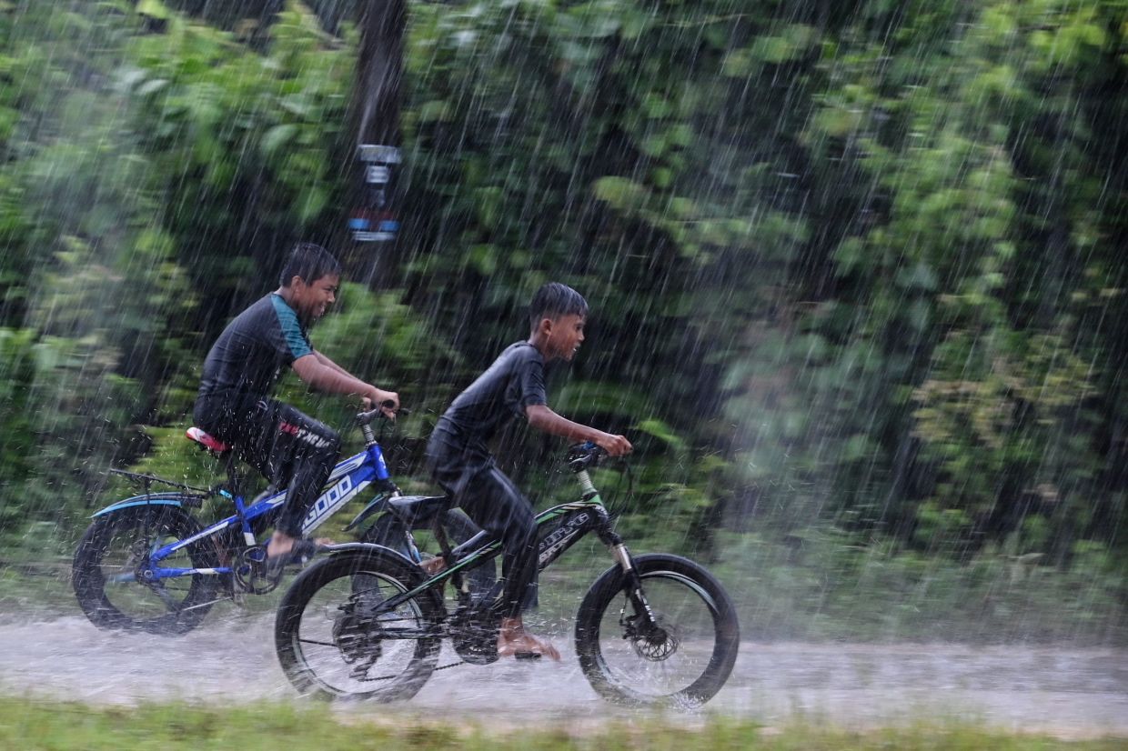 Continuous rain warning for several states | The Star
