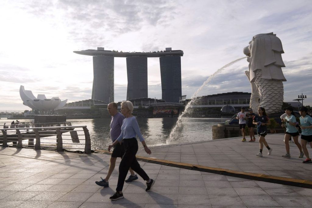 Global trade to hit record US$33 trillion in 2024, says report from ...