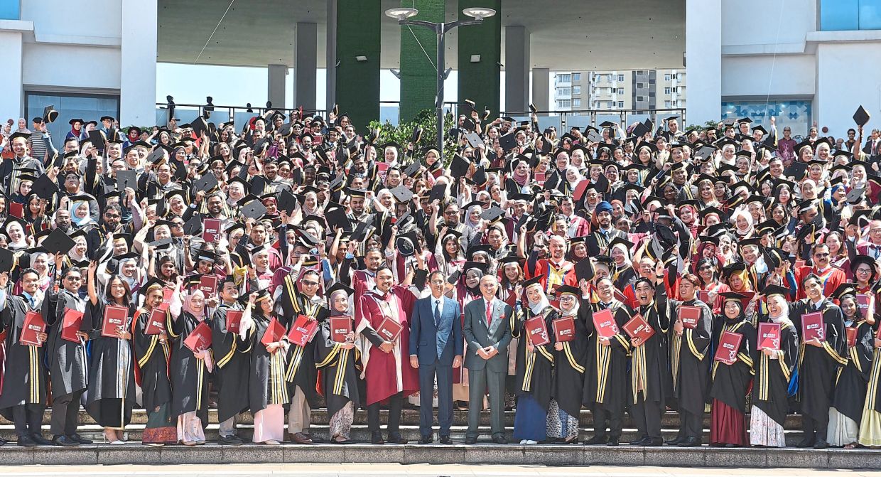 2,447 students receive scrolls at convocation ceremony | The Star