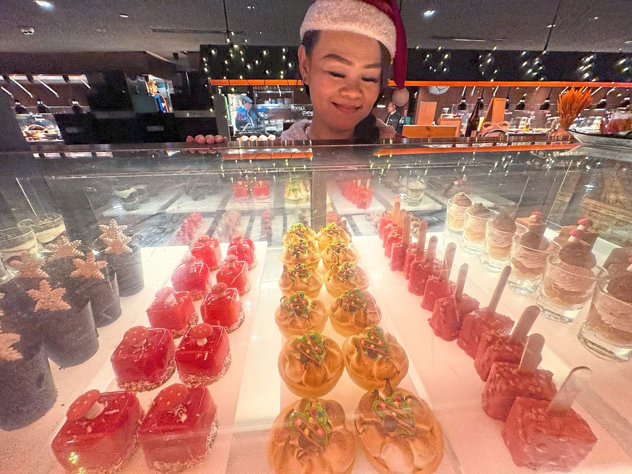 Lavish feast of Christmas fare | The Star