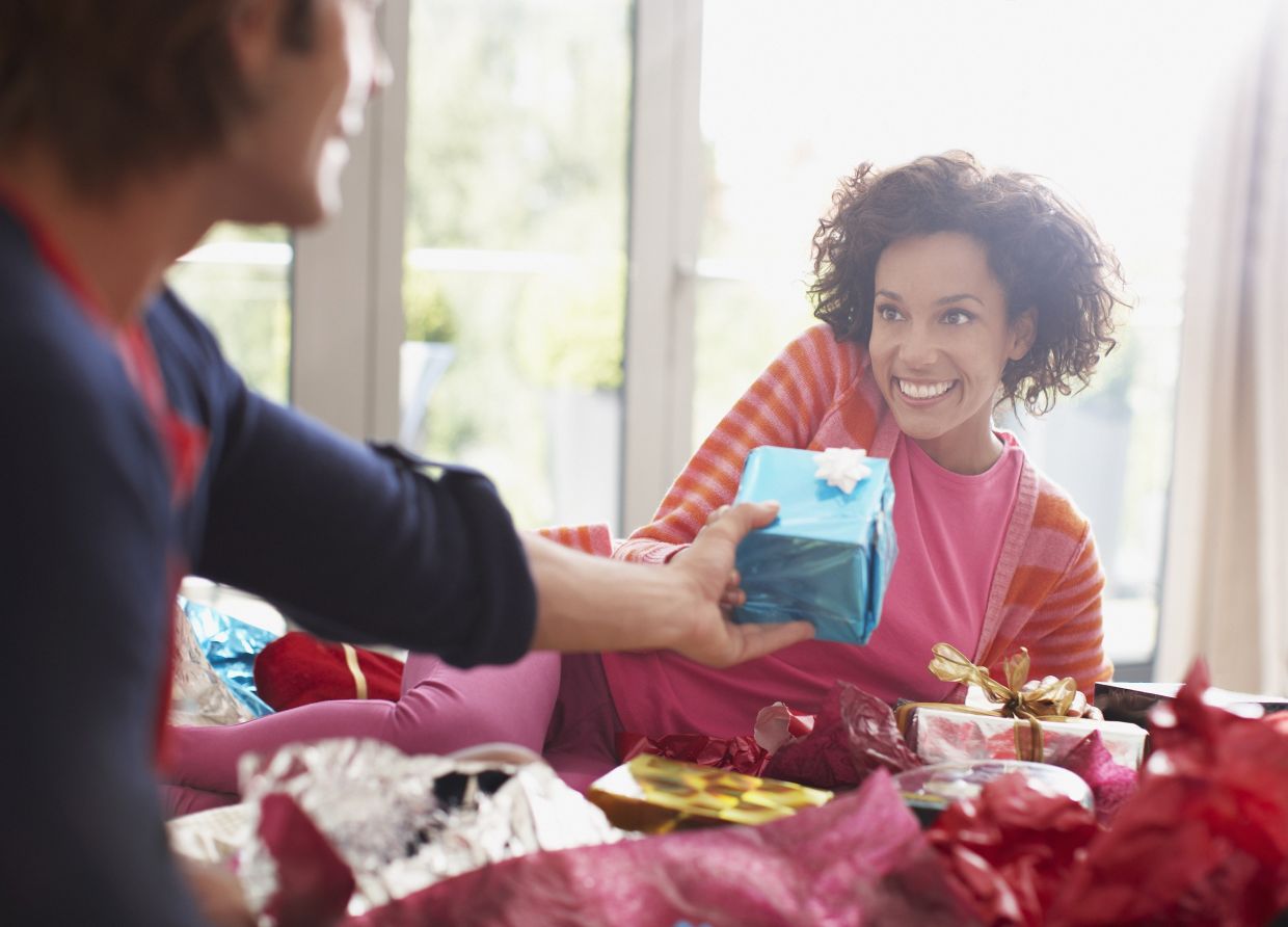 Why giving gifts can make us (almost) as happy as receiving them | The Star