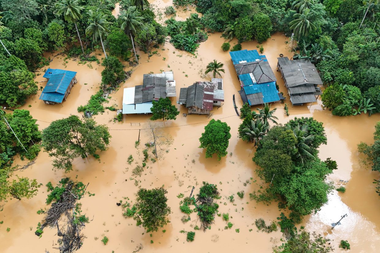 Carry out projects to tackle floods and poverty without delay, says ...