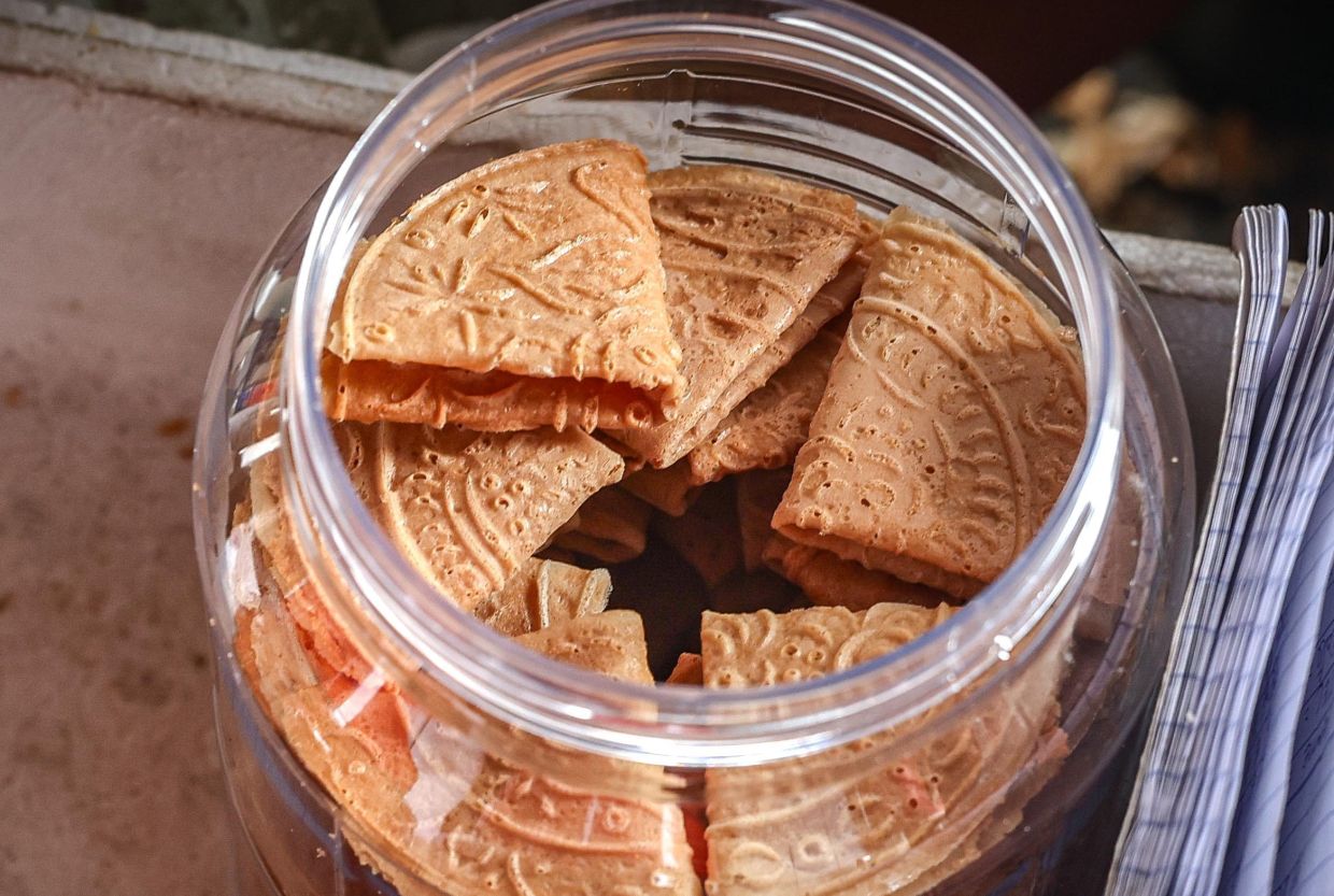 Worth the wait: Customers willing to wait a year for five siblings ...