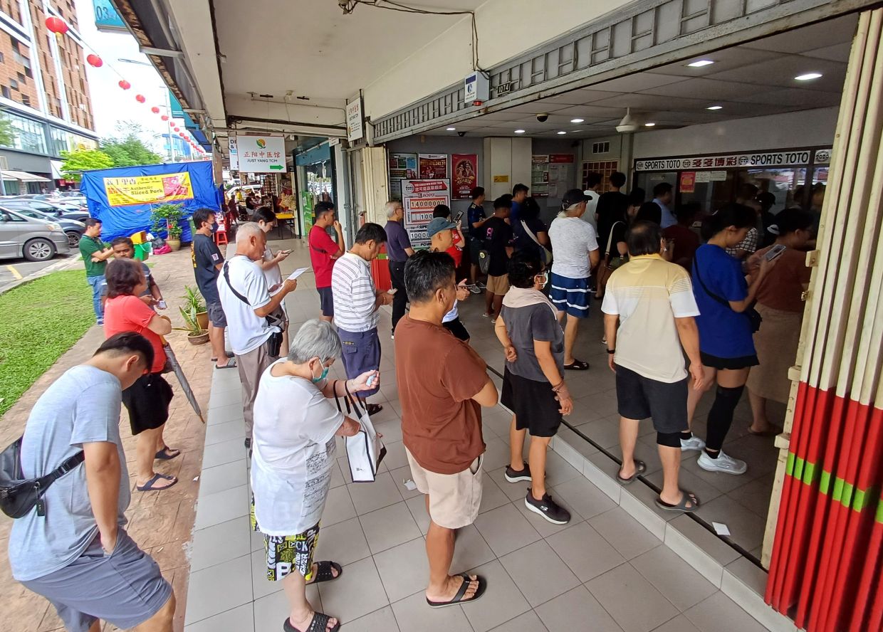 More than 60 winners share RM121mil jackpot | The Star