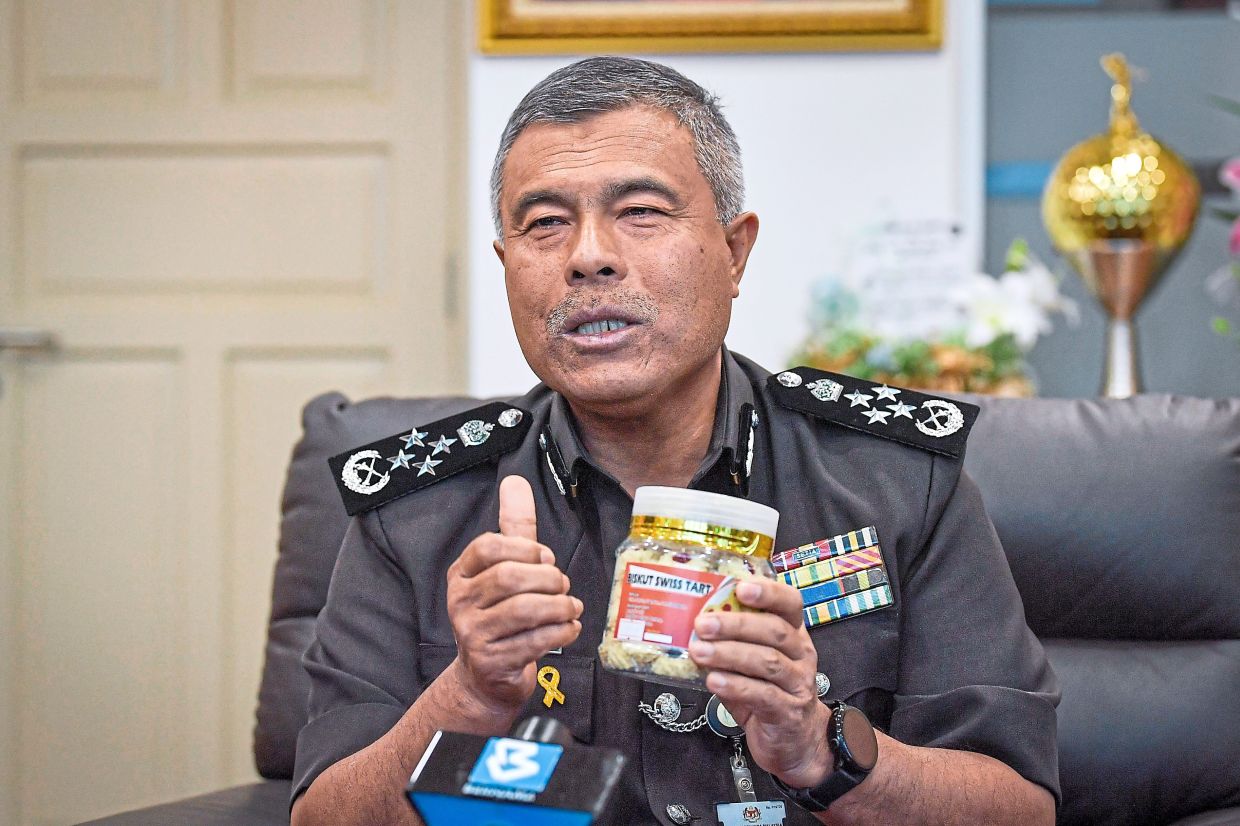 Prison-made cookies a hit | The Star