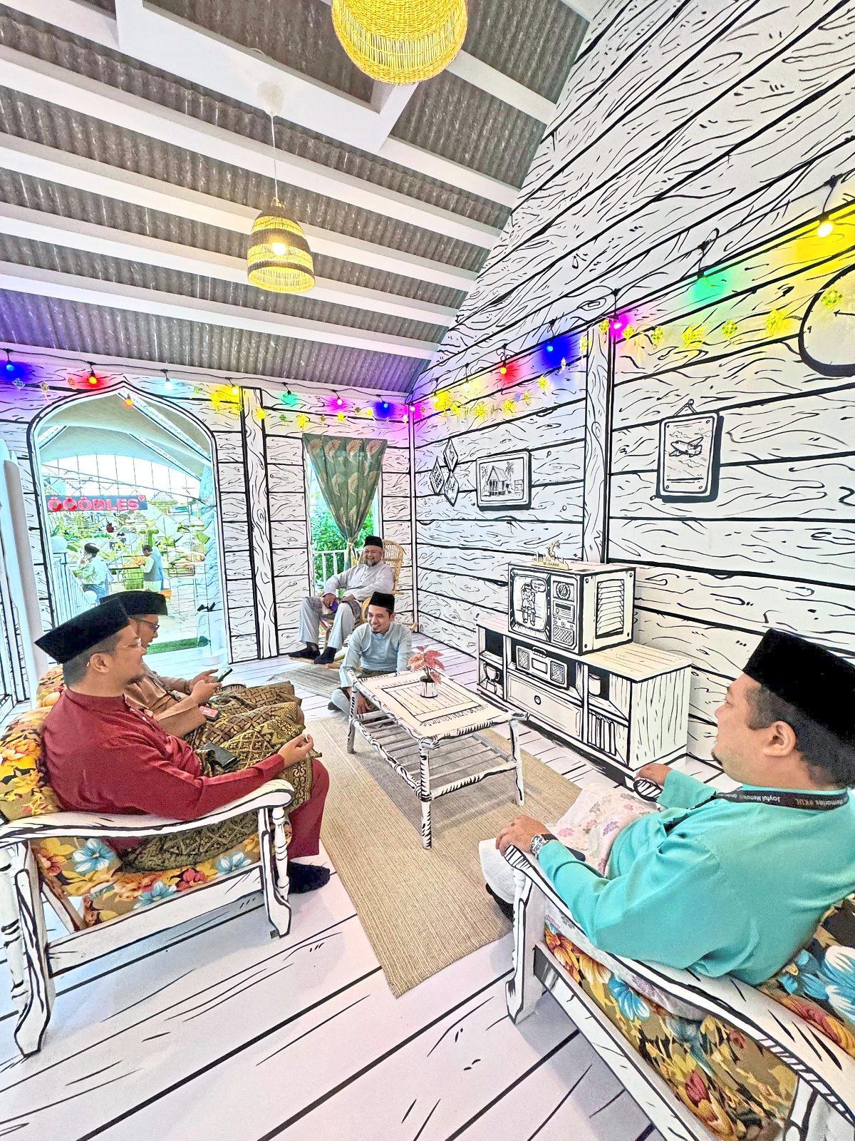 Raya mood takes flight at airports | The Star