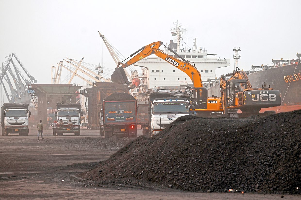 China, India are holding up global shift from coal | The Star